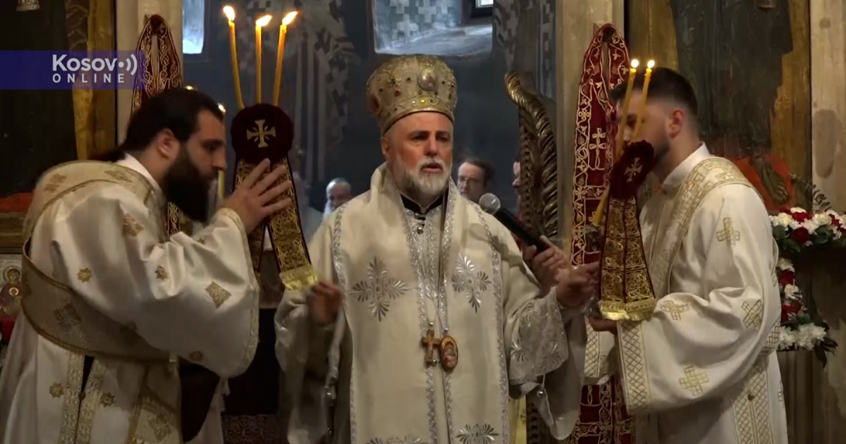 U prisustvu više hiljada vernika, manastir Visoki Dečani proslavio slavu Svetog kralja Stefana ...